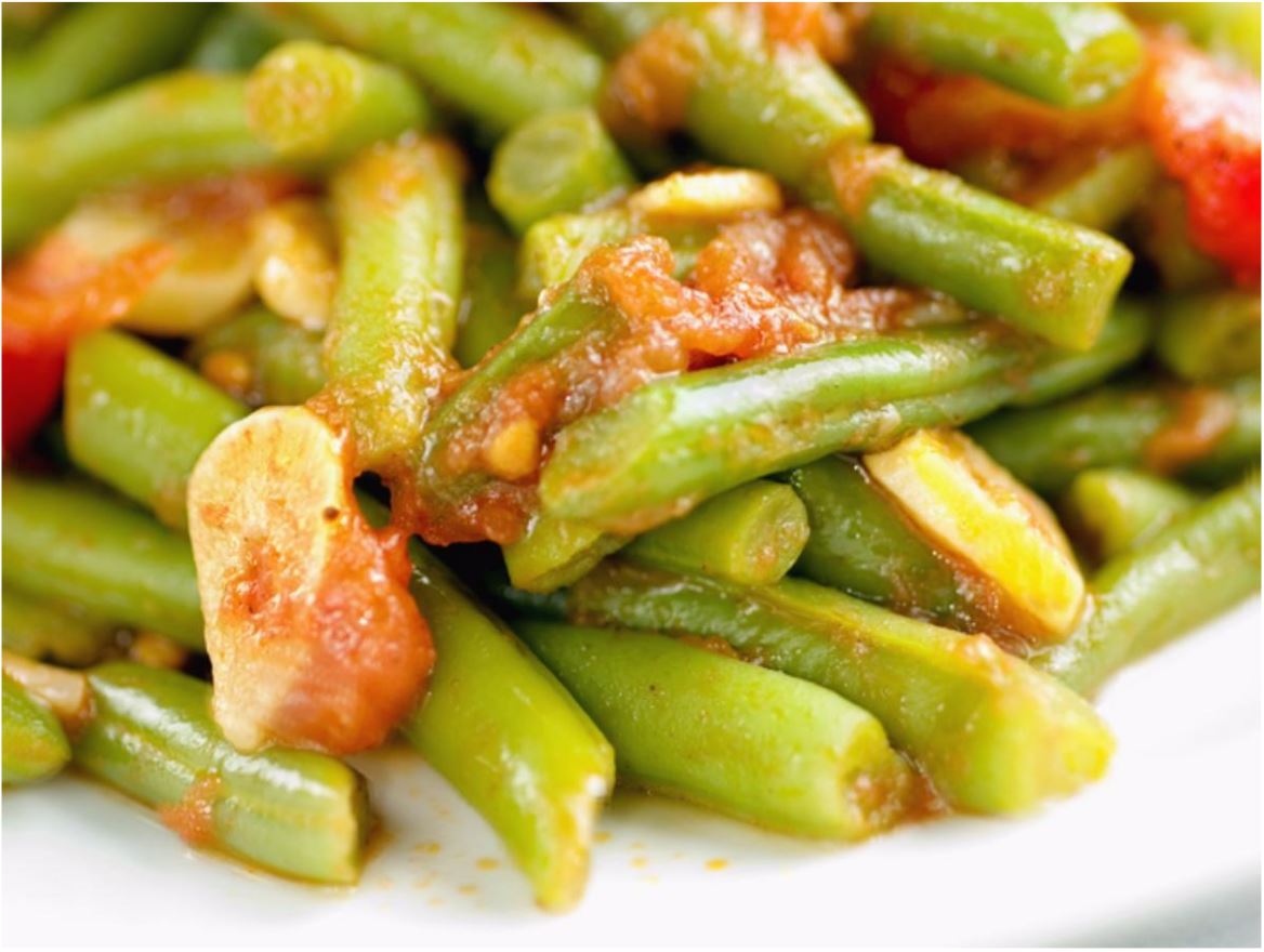 Savory Green Beans with Tomato & Pine Nuts | Armygymnastics | Health ...