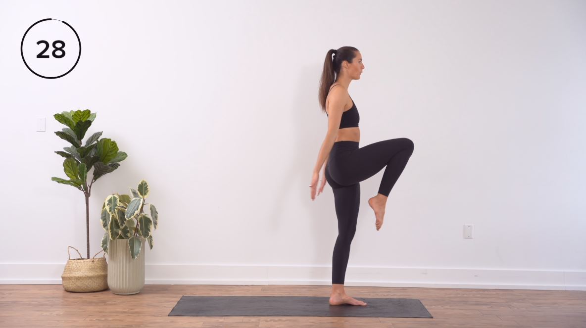 Power Up Legs: Reverse Lunges & Knee Drives! | Armygymnastics | Health ...